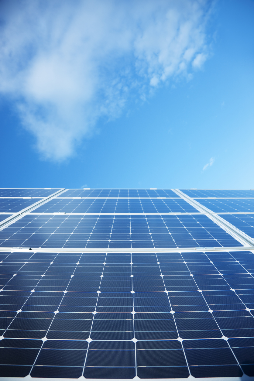 A Guide to Wall-Mounted Solar Panels | The Solar Professionals